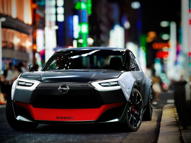 10 lần Nissan khiến giới tốc độ ngả mũ